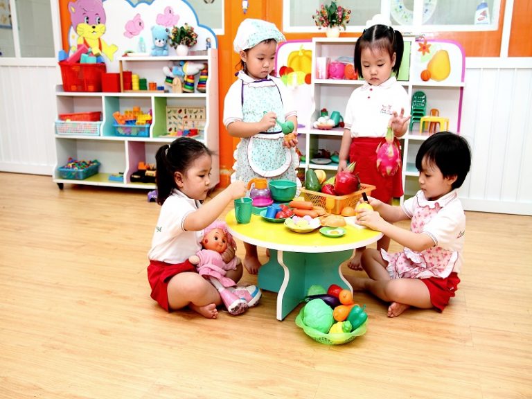 Khái niệm trẻ em được hiểu như thế nào? Khái niệm trẻ em là gì